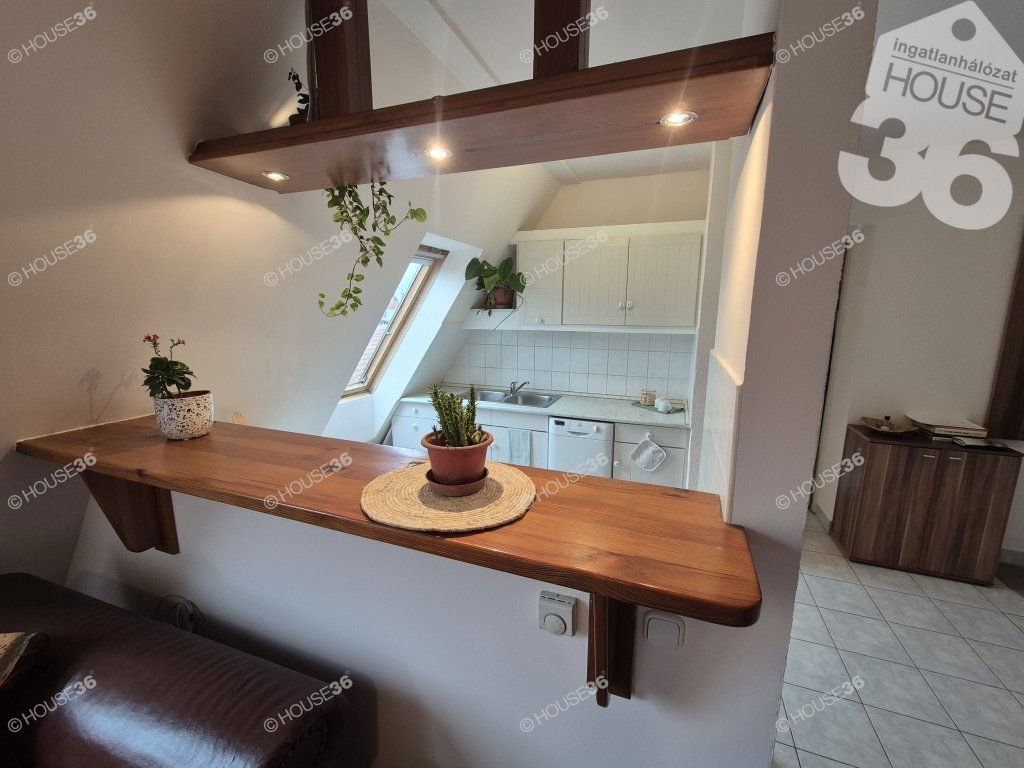 Eladó téglalakás, Kecskeméten 75.9 M Ft, 3 szobás