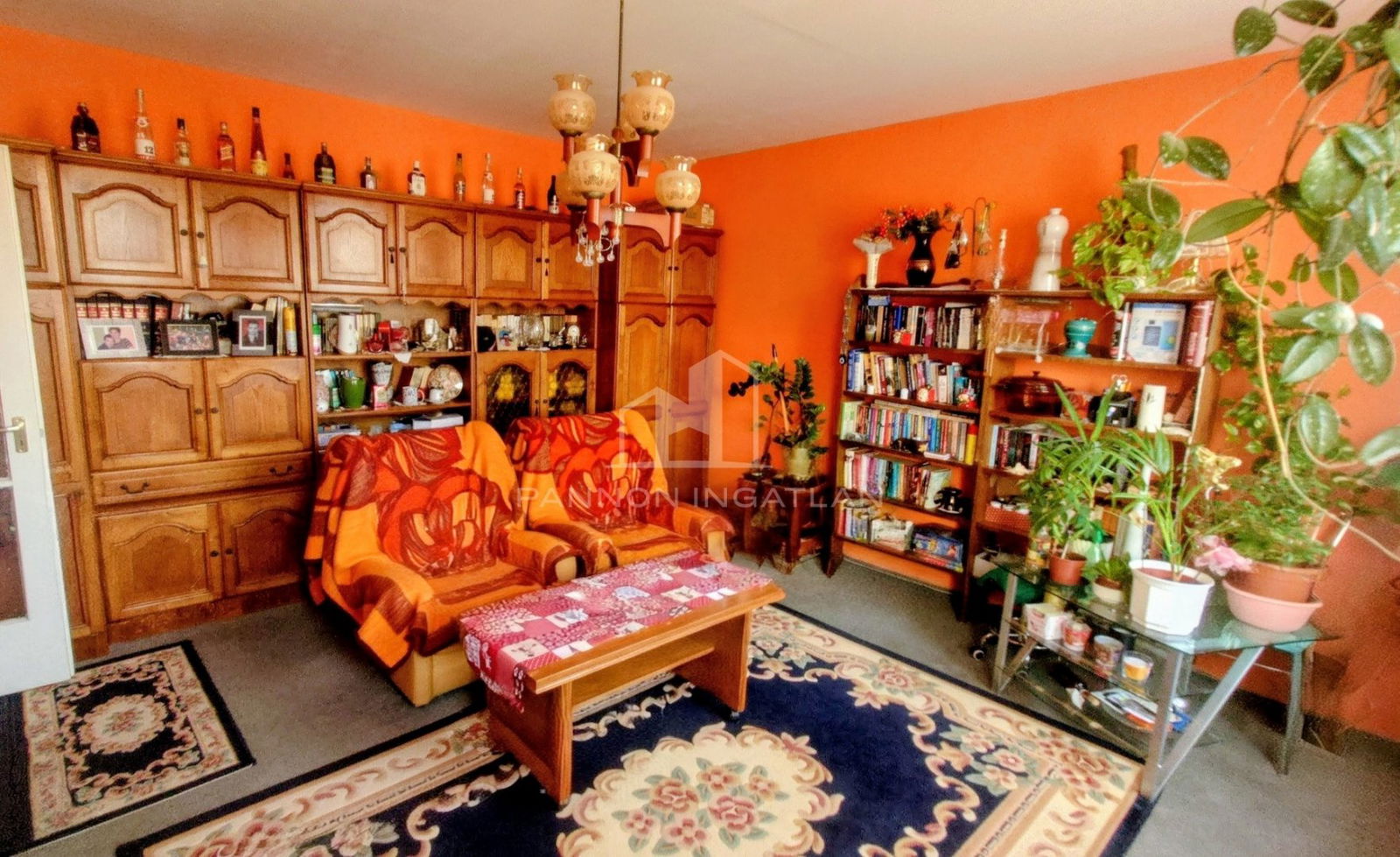 Eladó panellakás, Veszprémben 42.9 M Ft, 1+1 szobás