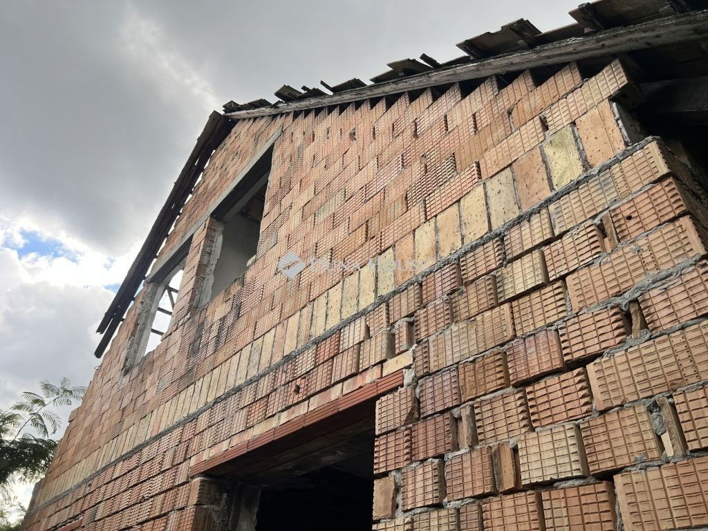 Eladó telek, Ercsiben 16 M Ft / költözzbe.hu