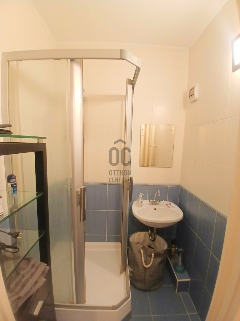 Eladó panellakás, Budapesten, XI. kerületben, Kérő utcában